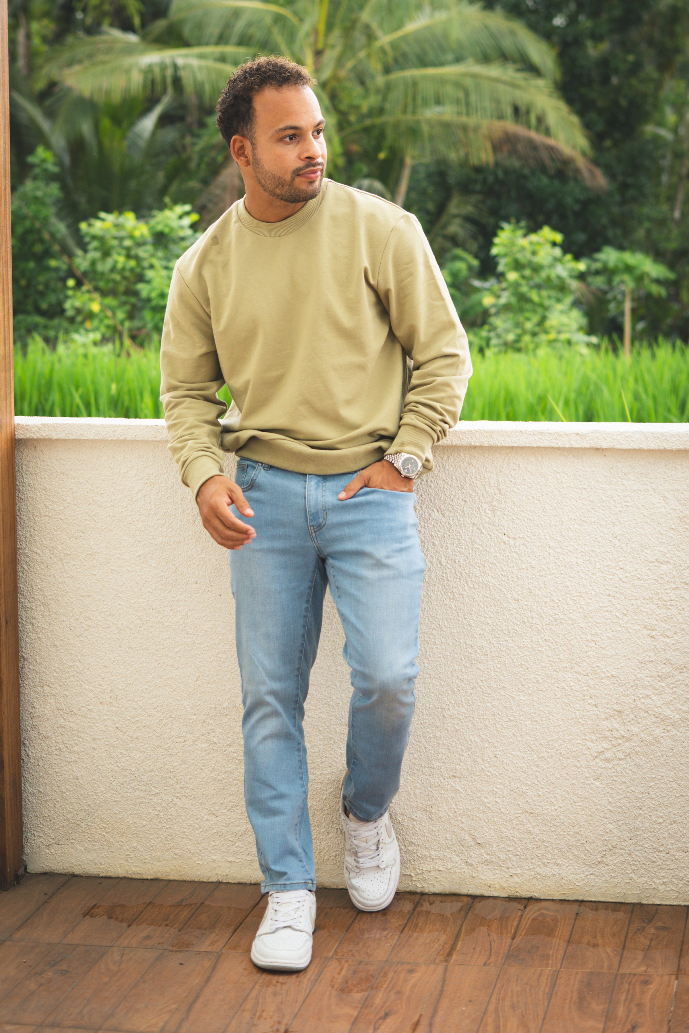 Core Extra Stretch Jeans | Men's Light Wash Jeans | Under 5'10